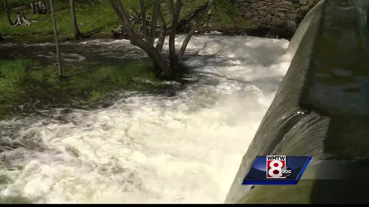 Community heartbroken after little boy dies after canoeing accident
