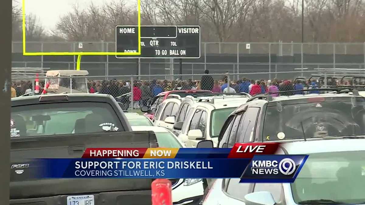 Students hold vigil for Coach Driskell at football field