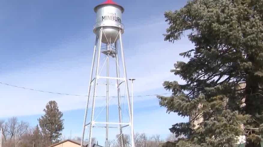 Burst pipe shuts down central Iowa water tower