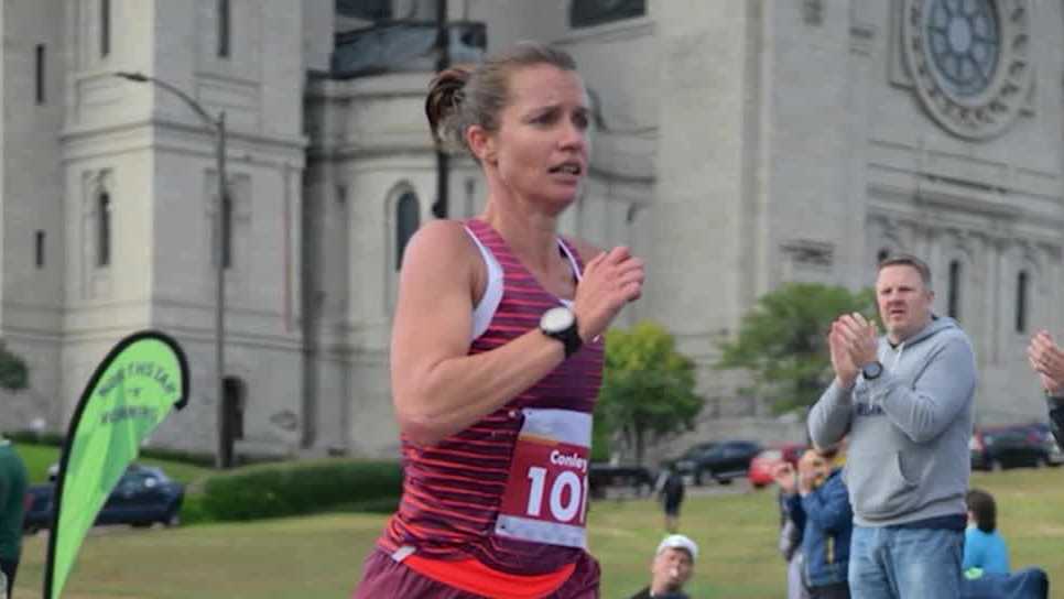 Olympian Kim Conley gets ready for marathon trials