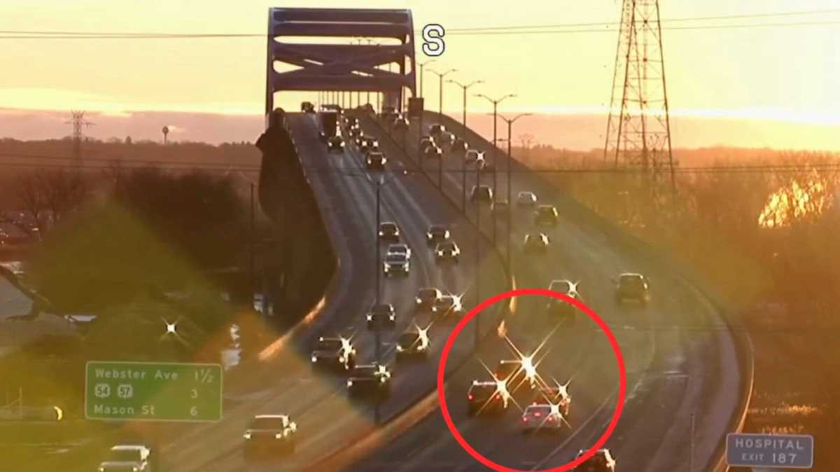 I-43 chain-reaction crash near Leo Frigo bridge under investigation