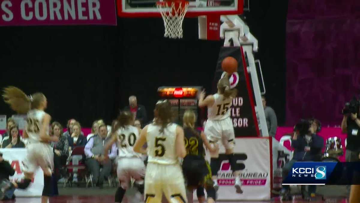 Bishop Heelan, Center Point-Urbana impress in quarterfinal wins Bishop Heelan, Center Point-Urbana impress in quarterfinal wins