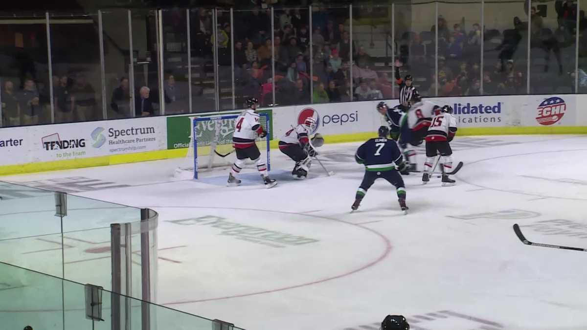 Maine native Ted Hart plays for Maine Mariners