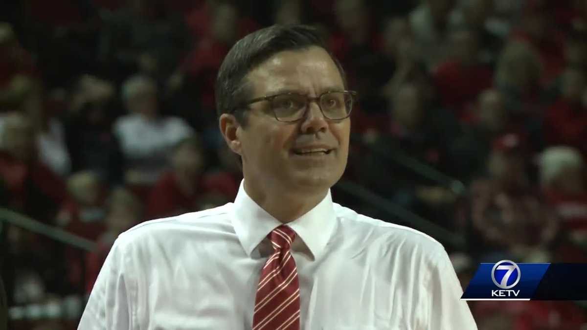 Huskers defend Tim Miles