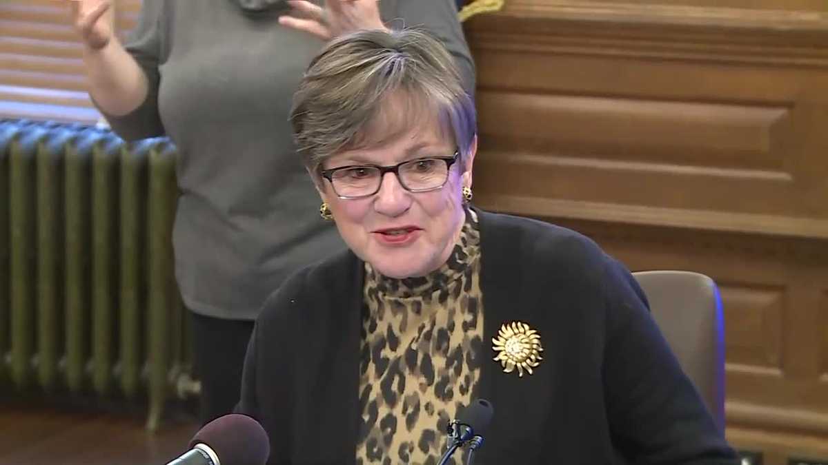 Kansas Gov. Laura Kelly extends statewide stay-at-home order