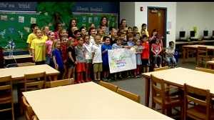 Cris Martinez visits Citrus Grove Elementary School