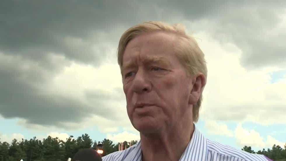 Bill Weld campaigns in New Hampshire days before President Trump is set ...