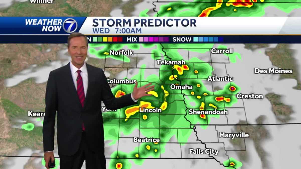 Tuesday night August 2 Omaha weather forecast. A few showers