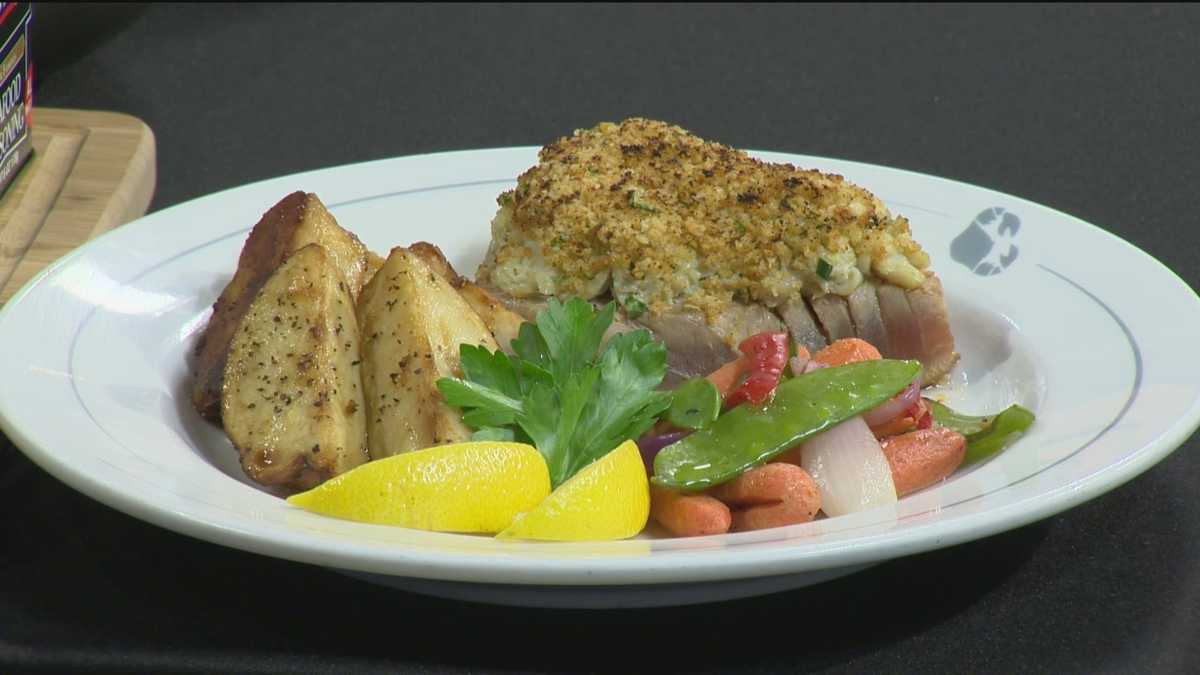 Phillips shares crab-crusted seared ahi recipe