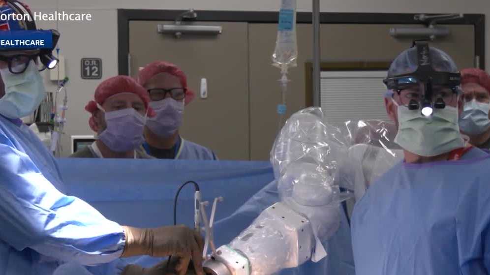Norton surgeon becomes first in the world to perform spine surgery ...
