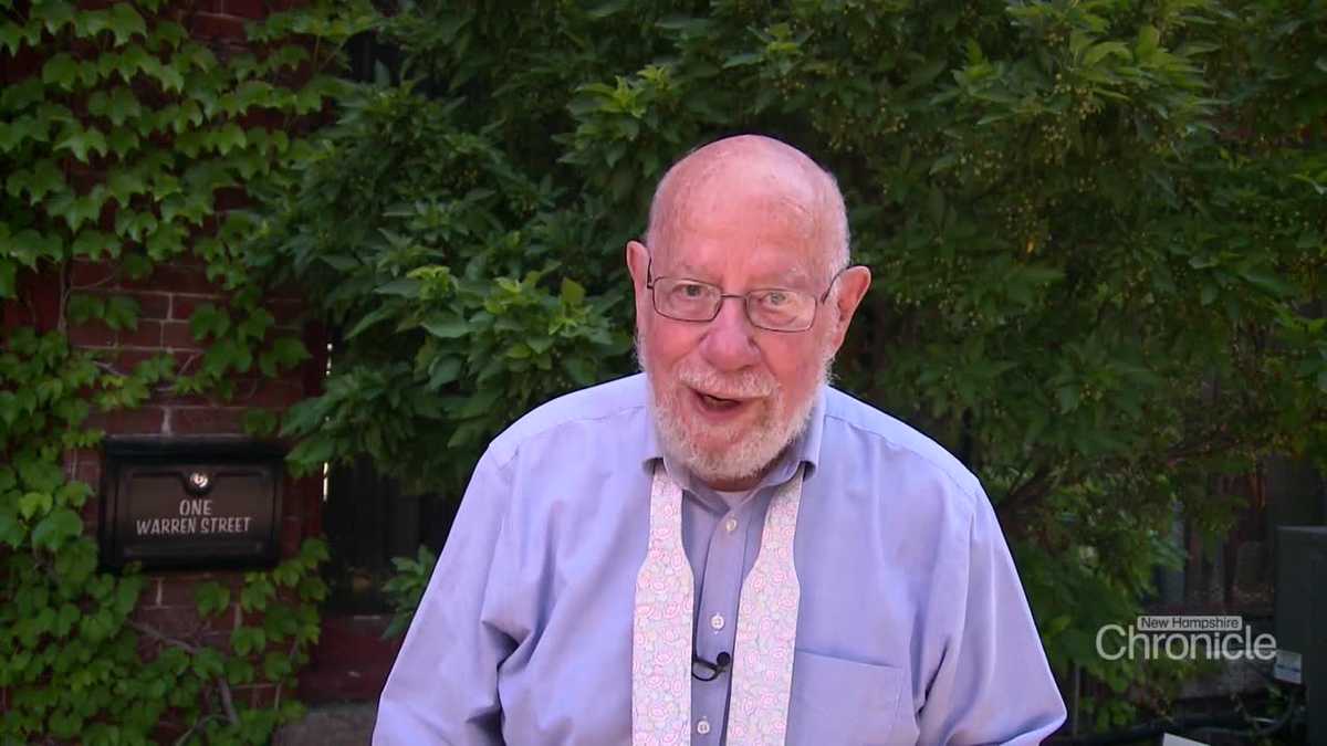 Fritz Wetherbee's New Hampshire: Binky and the new sign