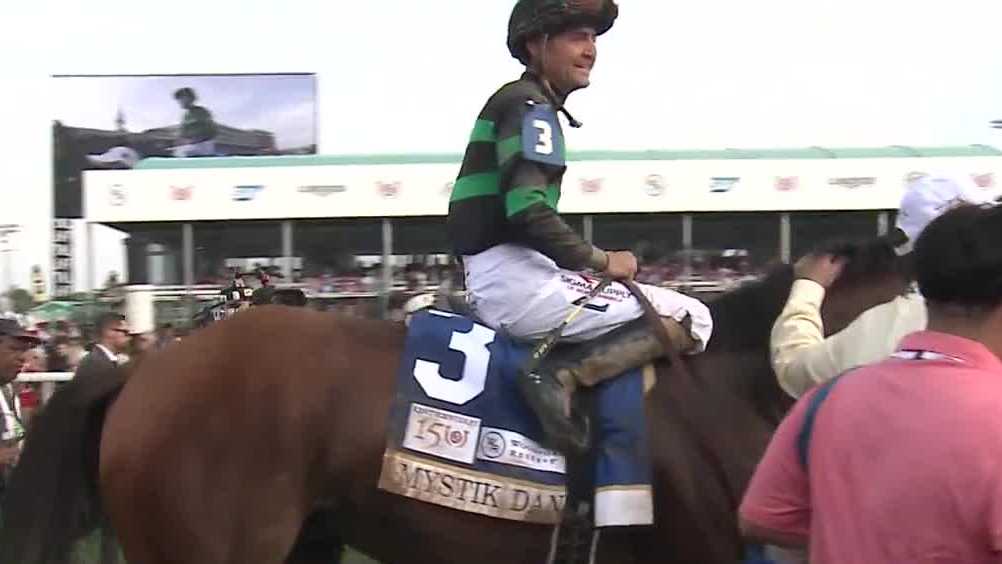 Jockey Brian Hernandez back in Winner's Circle following fall at ...