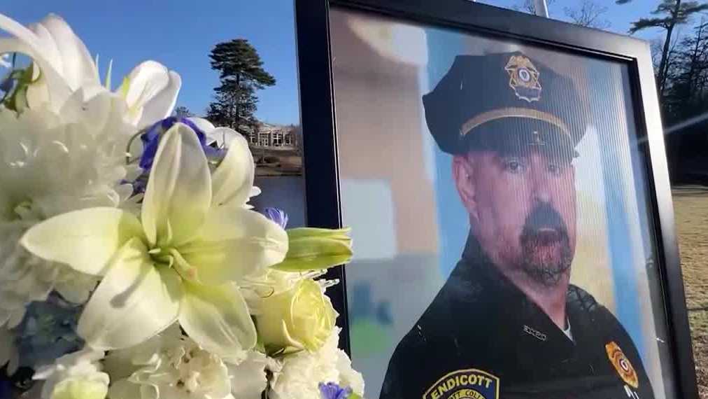 Jeremy Cole memorial service: Wake held for crash victim