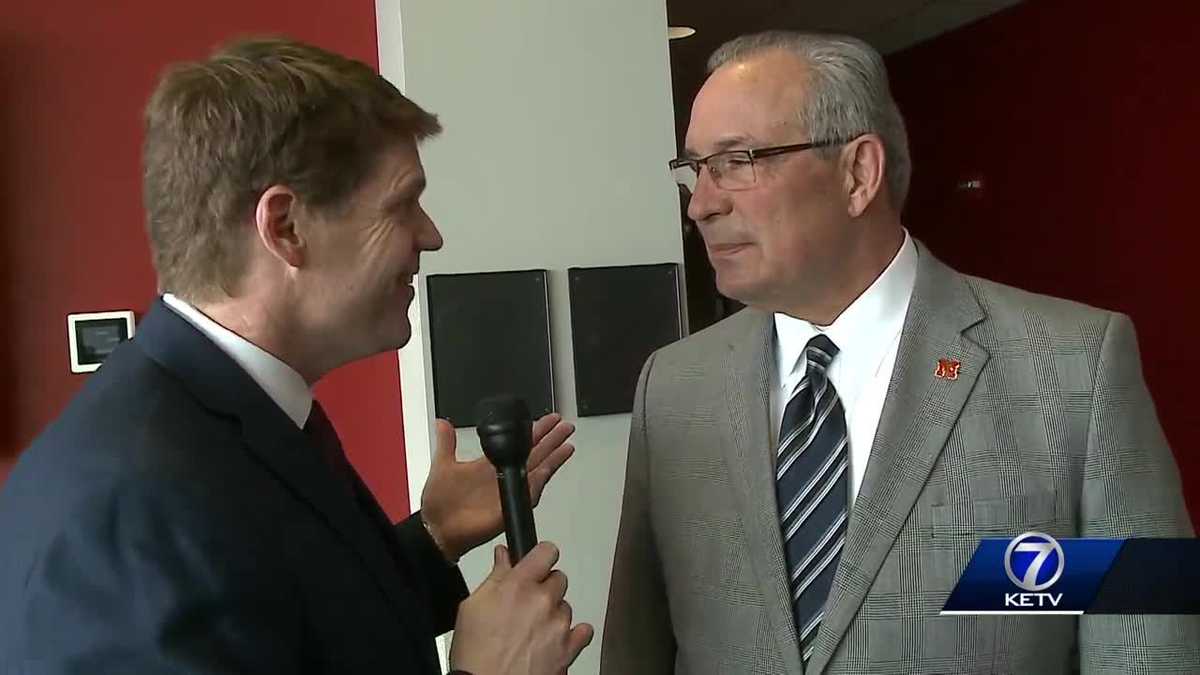 Moos says it's time for a change