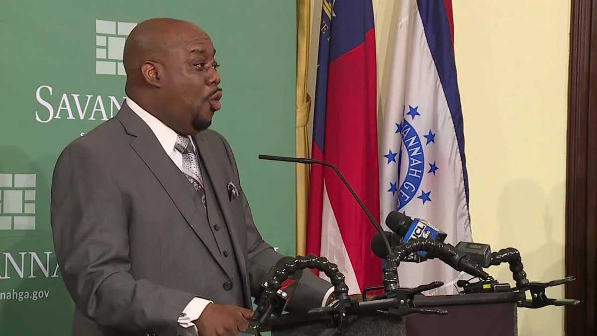 WATCH: Savannah Mayor Van Johnson holds press conference