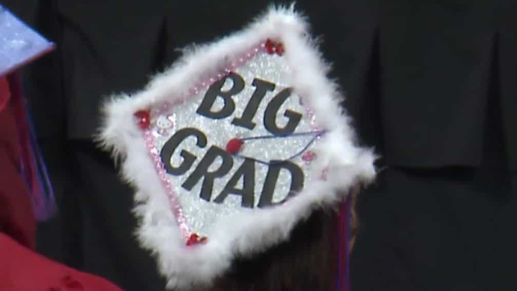 Looking forward to the future, Milwaukee Public School seniors ...