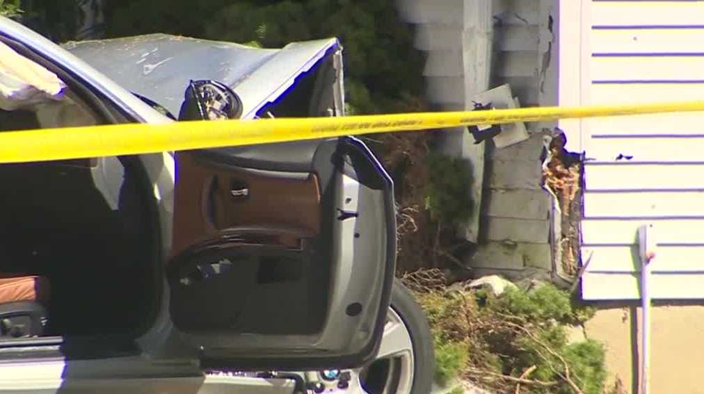 2 elderly women killed in Needham crash