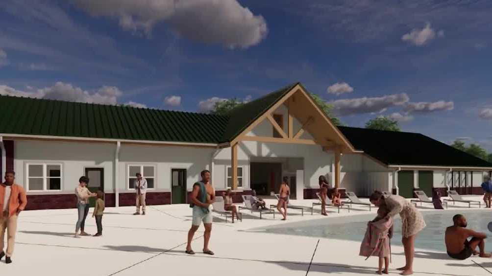 Greenberg gives update on Algonquin pool set to reopen this summer