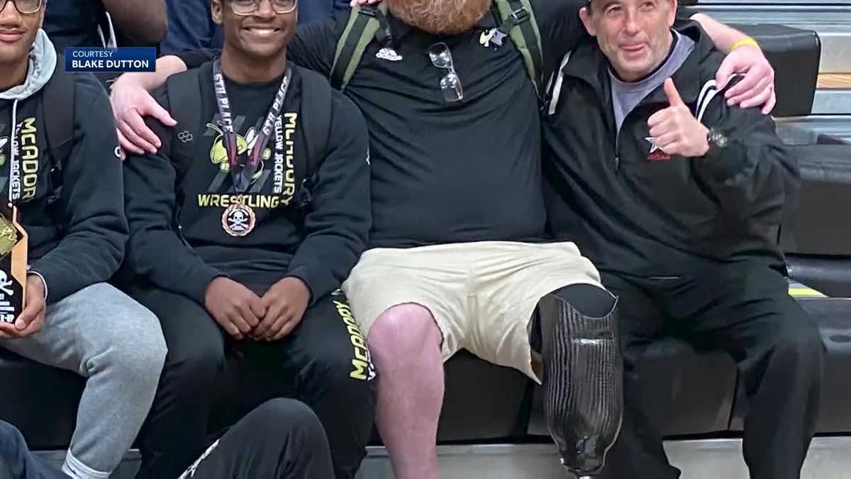 Alabama wrestling coach leads team to high school state title a week ...