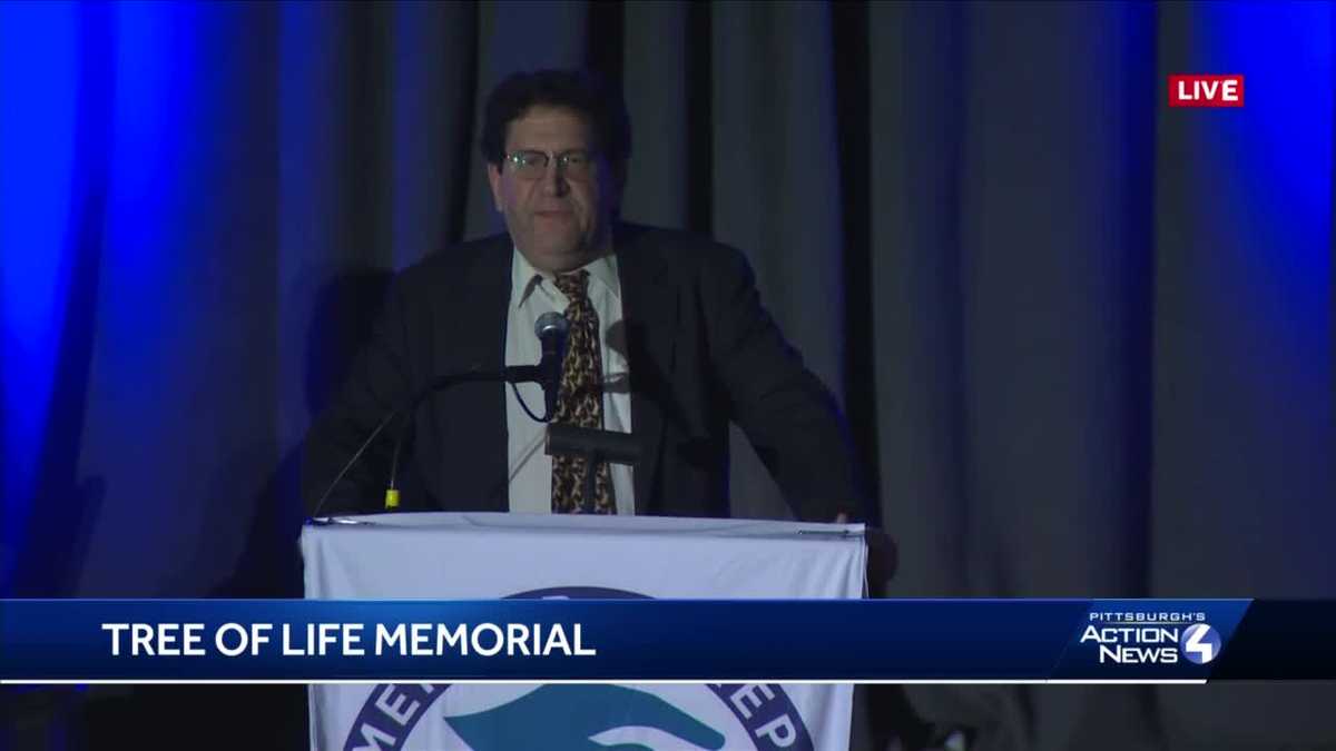 WATCH: Rabbi Jonathan Perlman of New Light Congregation speaks at Tree ...