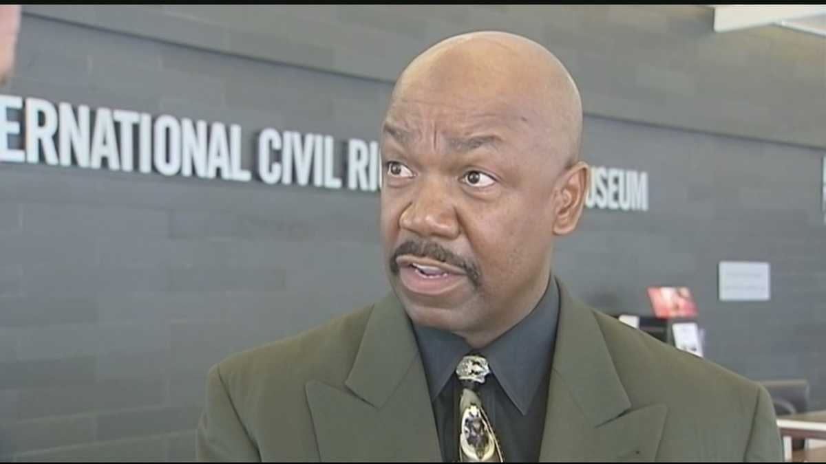 Newspaper calls for Skip Alston to resign