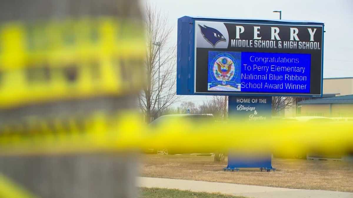 Perry, Iowa school shooting: 17-year-old had 'fascination for violence'