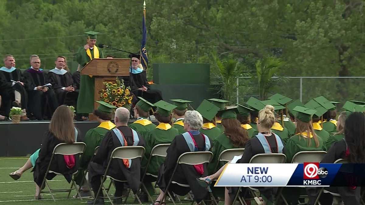Weather forces some Kansas City-area schools to move up graduation ...