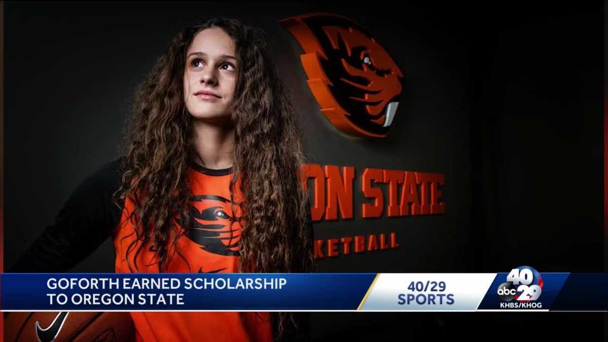 Fayetteville's Sasha Goforth reflects on four years as a Purple Dog