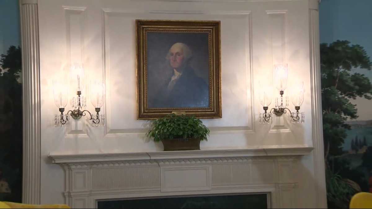Behind the scenes: White House curator gives Edie museum tour