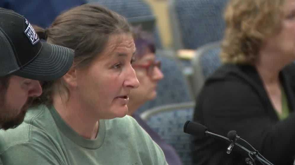 Robert Card's family testifies before Lewiston Commission