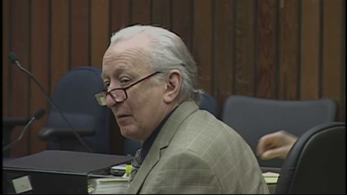 Prosecutor: Santa Cruz man lived with decomposing body in apartment