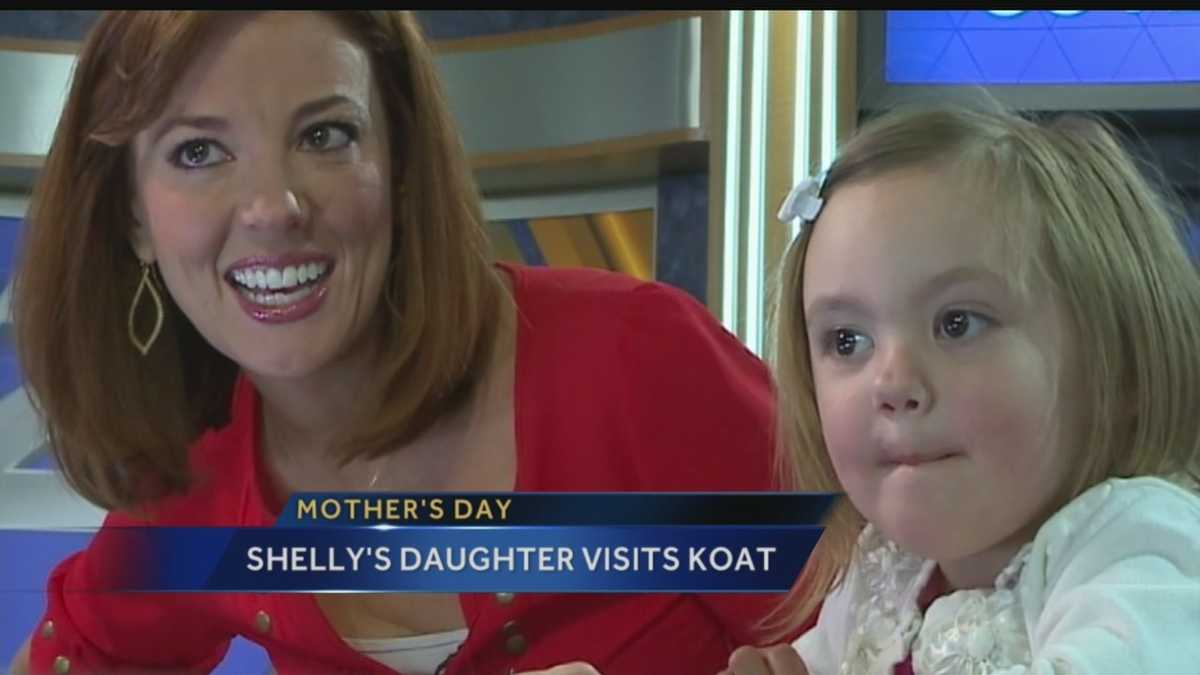 Shelly's daughter visits Action 7 News