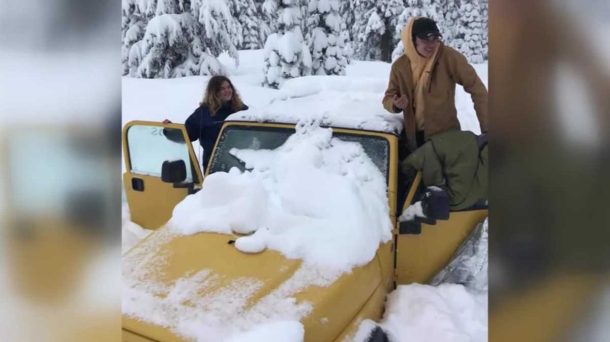 'Just mind boggling': Couple stranded 5 days in snow rescued by good ...