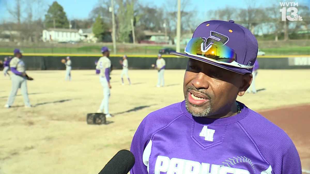 A.H. Parker High School's head baseball coach celebrates 500th win