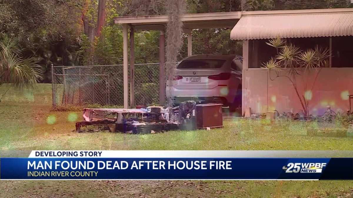 Florida firefighters find dead man inside burning home