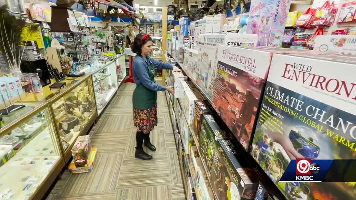 Brookside stores help shoppers avoid holiday shipping delays