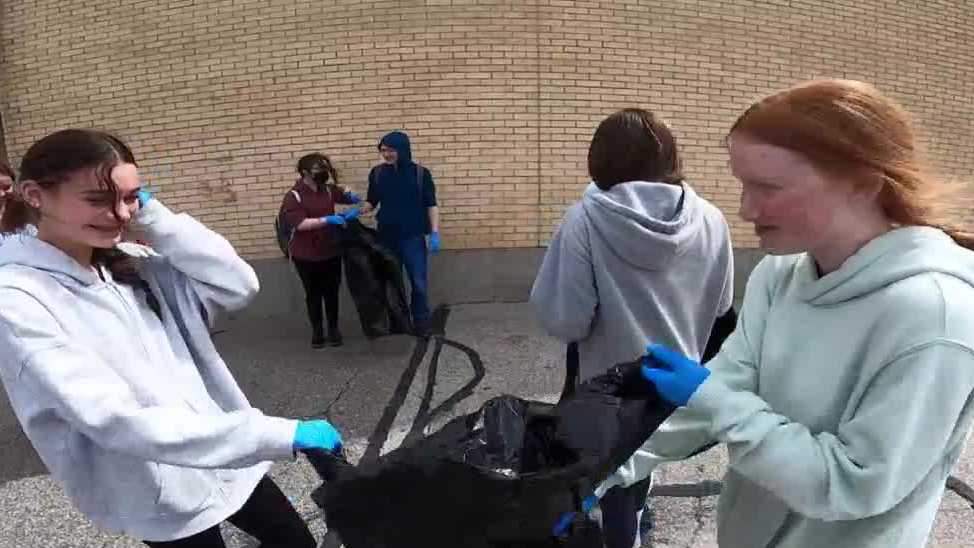 Service project for high school students in Manchester combines cleanup ...