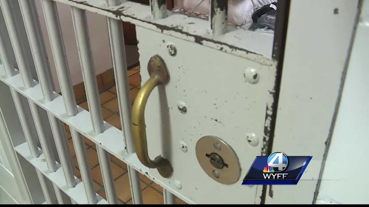 Anderson County sheriff concerned over overcrowding issue at jail
