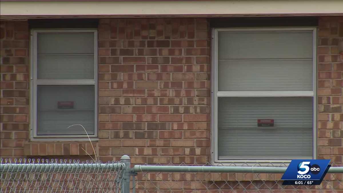 2 teens hospitalized after accidental shooting inside Edmond home