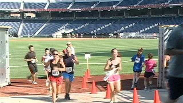 Race takes runners through TD Ameritrade Park - KETV