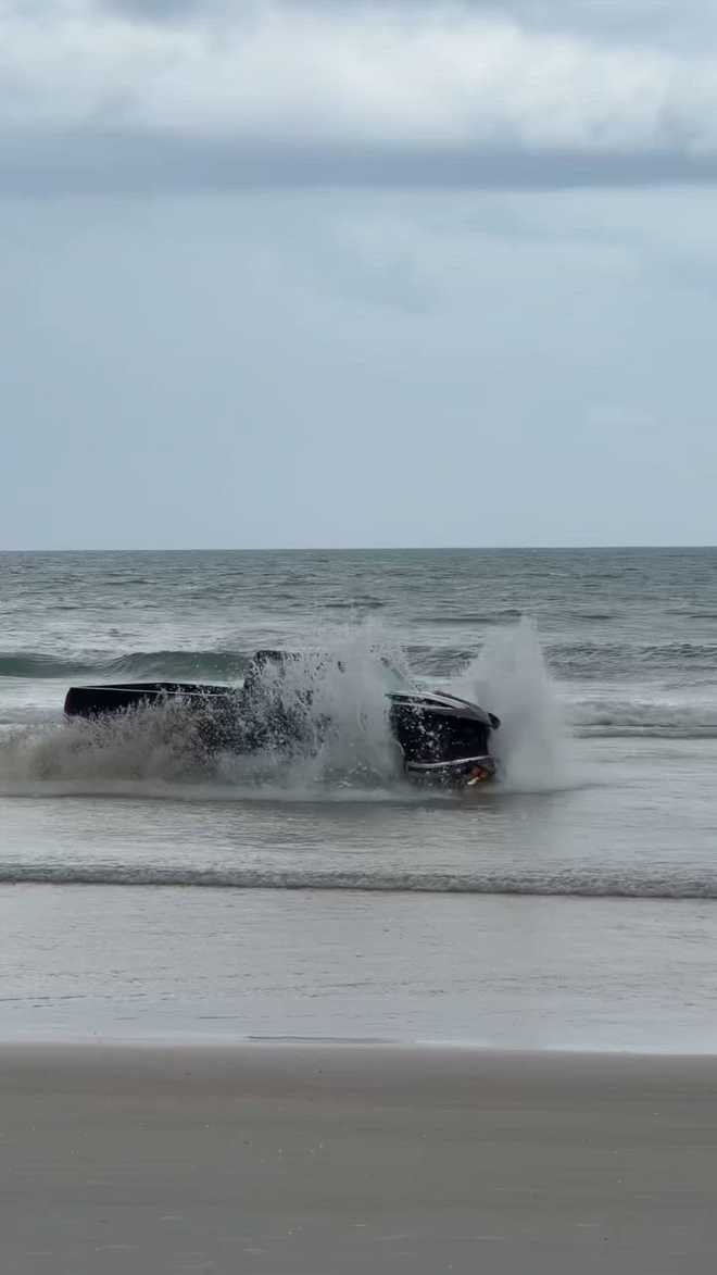 Toll booth crushed, sheriff says of fatal crash on Florida beach