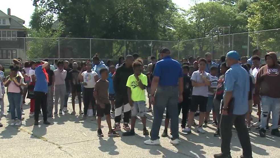 Camp RISE helps kids earn money, learn about careers in Milwaukee