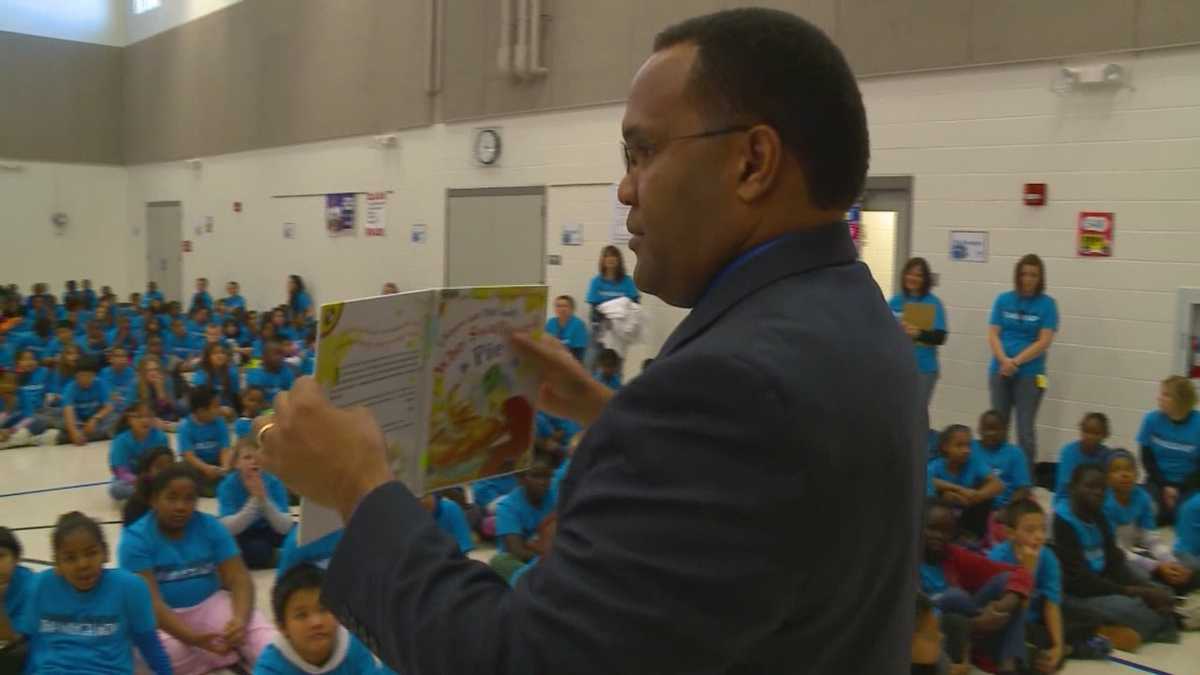 Read With Me at Edmunds Elementary