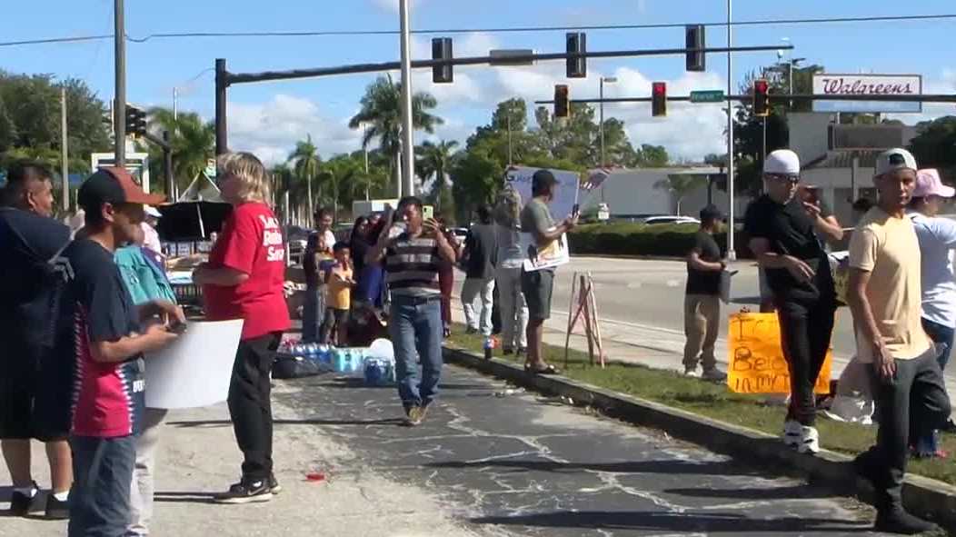 Protests spark in Fort Myers following ICE shooting in Minnesota