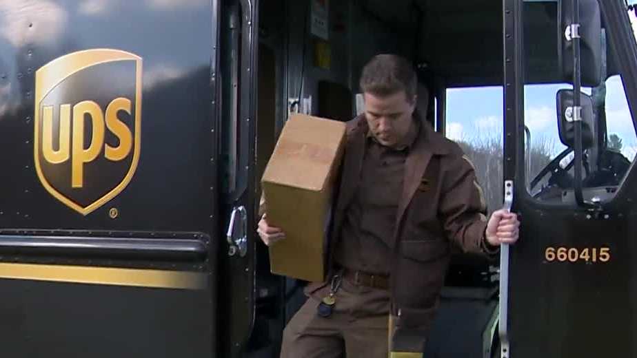 Go inside UPS boot camp: Think you have what it takes to delivery ...