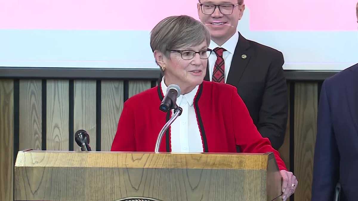 Kansas Gov. Laura Kelly announces Chiefs' move to the State of Kansas