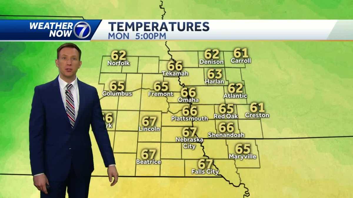 Staying warm, mostly dry through the first half of the week Staying warm, mostly dry through the first half of the week