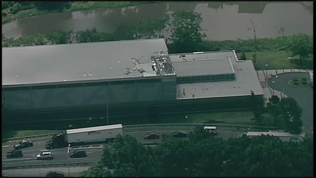 Part of roof ripped off Revere ice rink