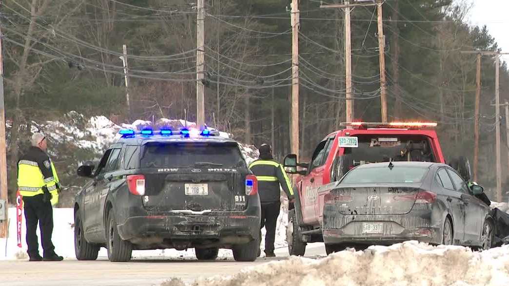 Bow, New Hampshire crash: 4 people injured