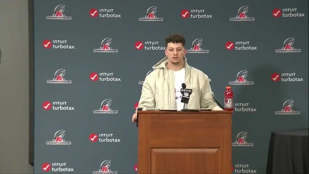 'Go win it now': NFL Films captures Mahomes, Burrow conversation